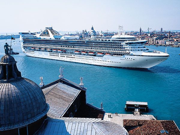 Cruises with Golden Princess